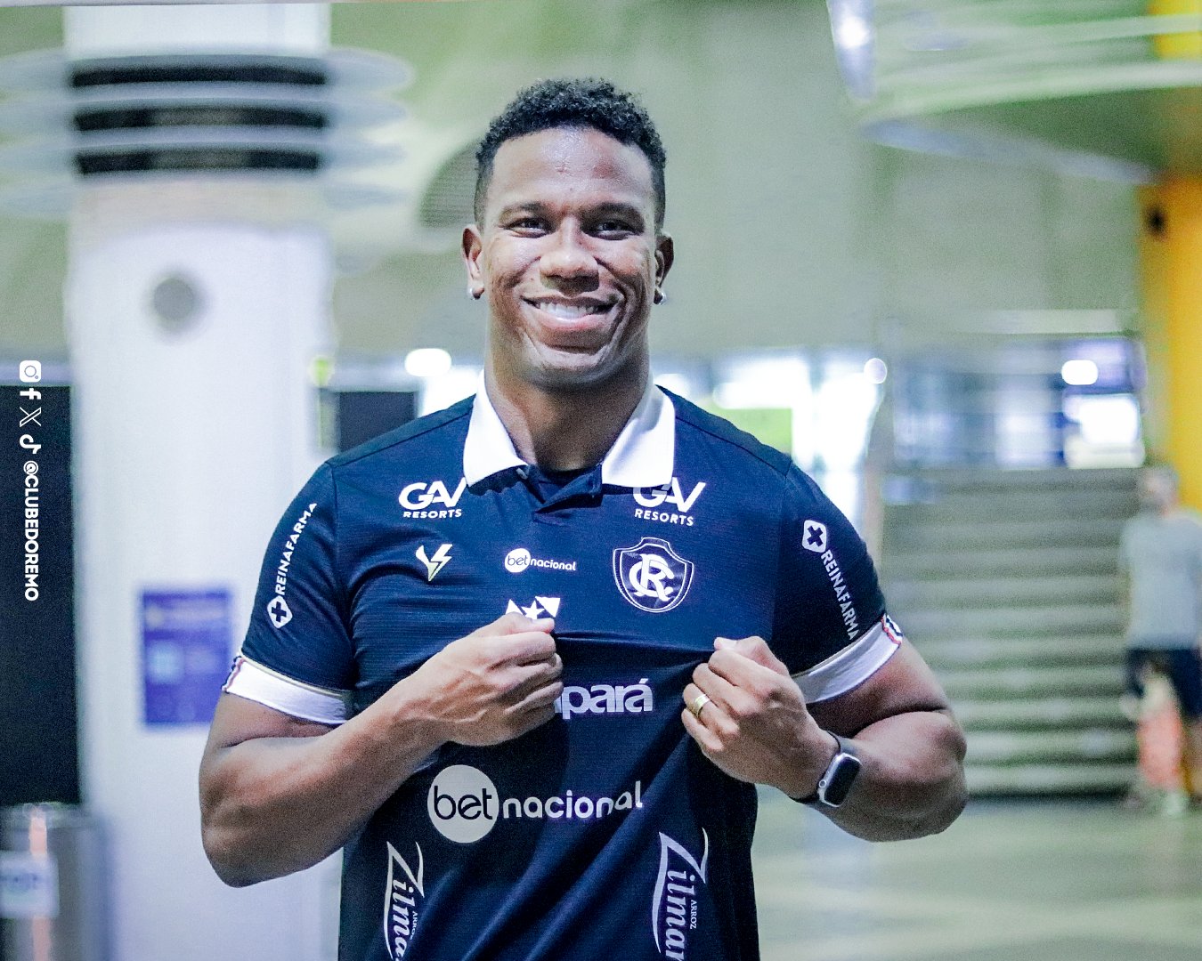 Ribamar na área! Novo atacante do Remo desembarca em Belém e afirma ...